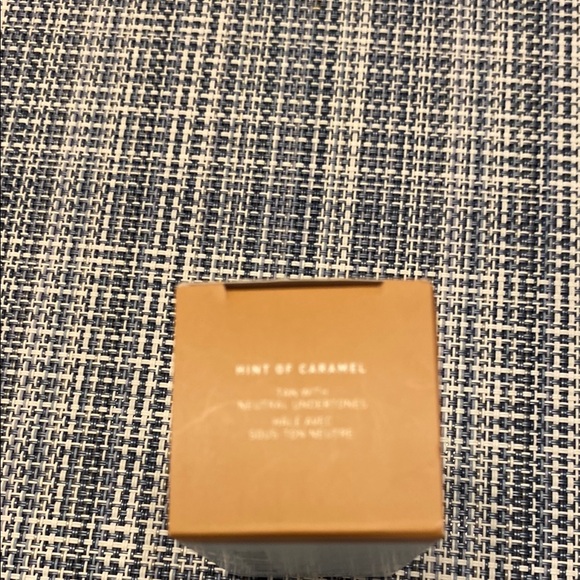 Morphe | Makeup | Morphe Hint Hint Skin Tint | Poshmark